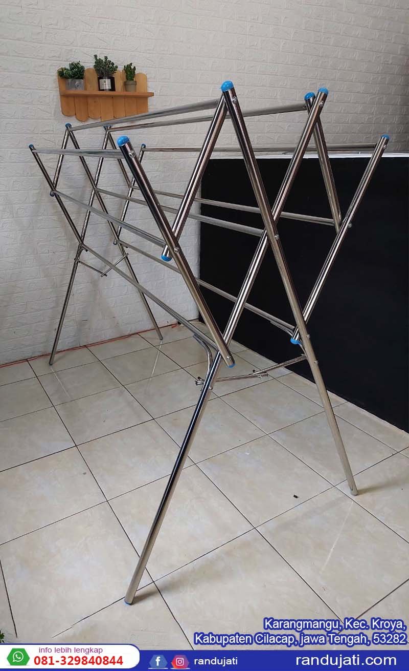 5 Model Jemuran Baju Kreatif yang Bikin Area Servis Tetap Apik | Randu ...